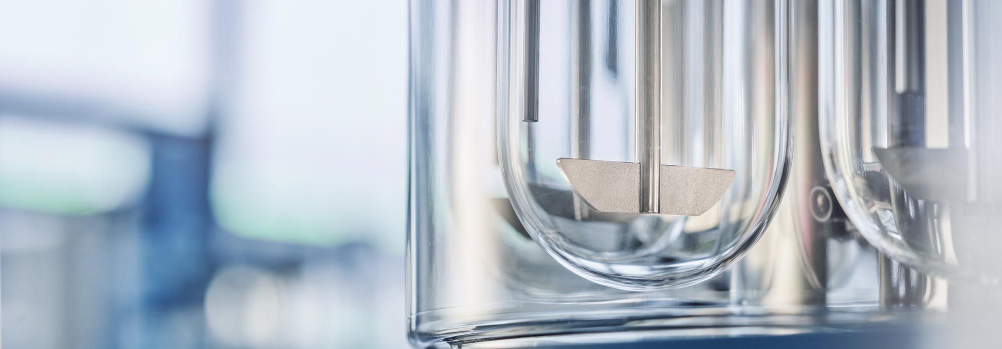 Soluciones para someter comprimidos y cápsulas a ensayos farmacéuticos ...